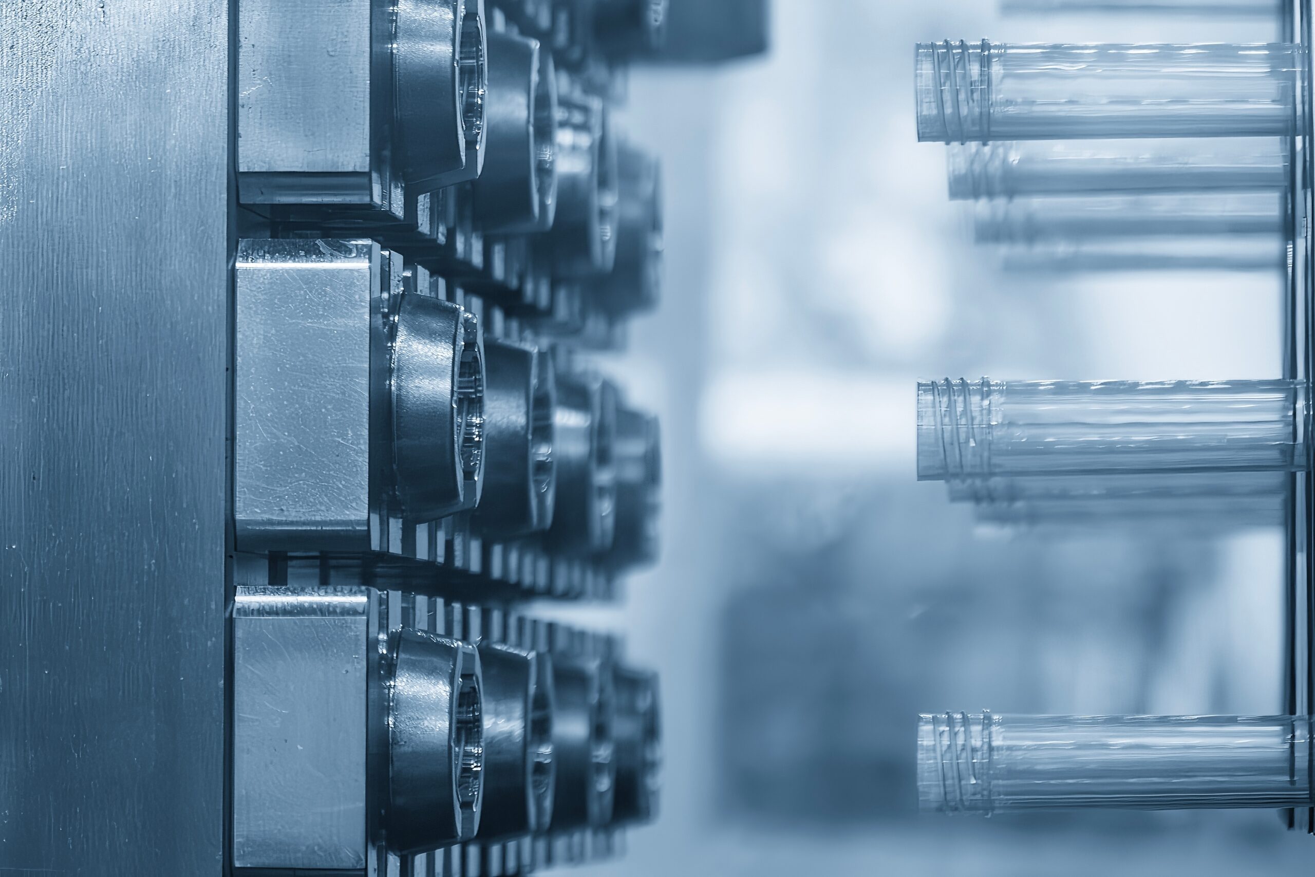 Medical Injection Molding for High-Risk Devices - Mako Plastics